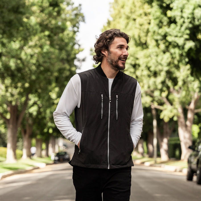 Traveling Vest with Hidden Pockets | Best Men's Travel Vests | SCOTTeVEST